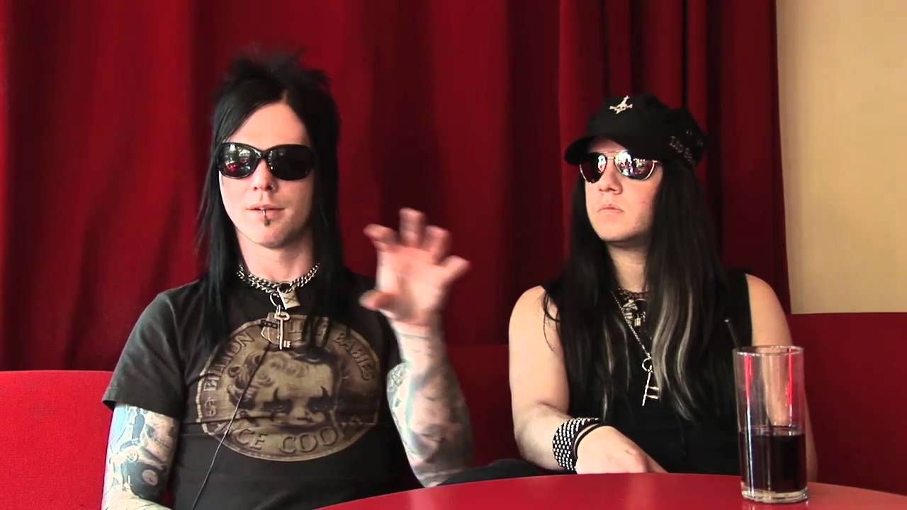 Interview | Murderdolls - 2011-03-22 | VerdamMnis Magazine