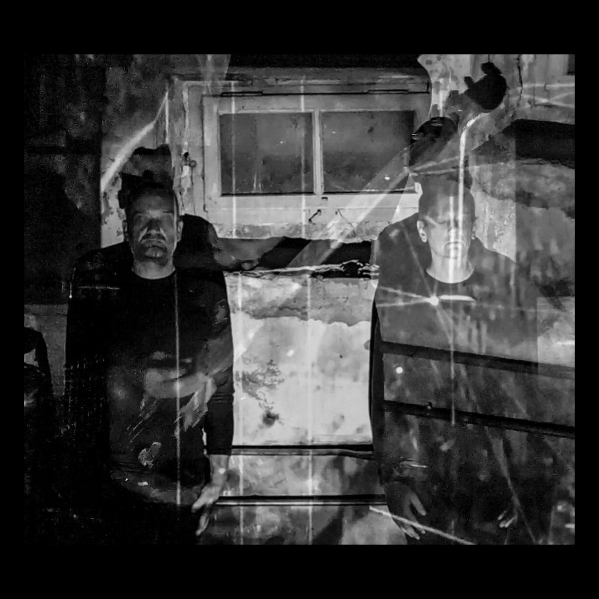 News | FRAGILE FIGURES fête le premier anniversaire de son album avec ...